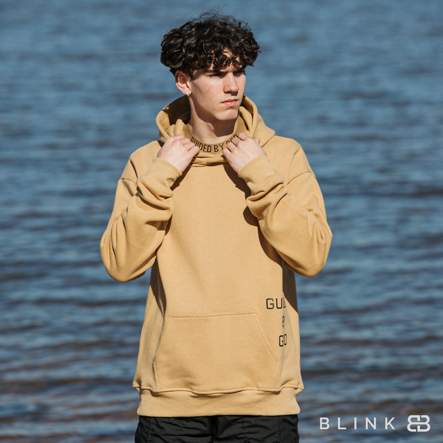 SAND GBG HOODIE – BLINK